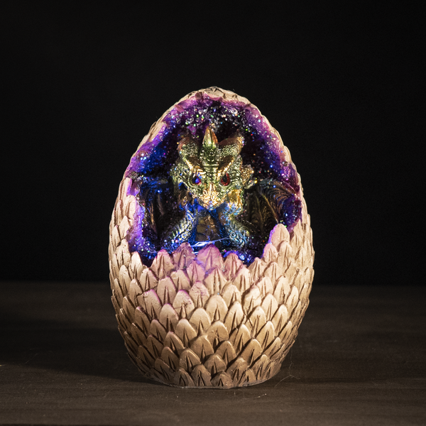 GREEN DRAGON IN LED EGG C/48 – Summit Collection Gifts